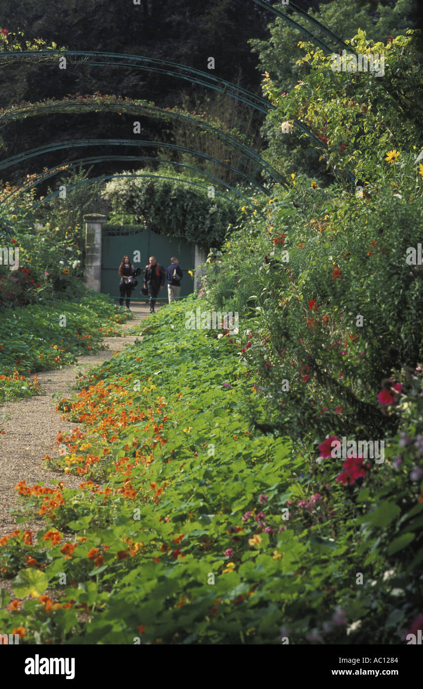 Impressionist Claude Monet s garden at Giverny Famous for the ...