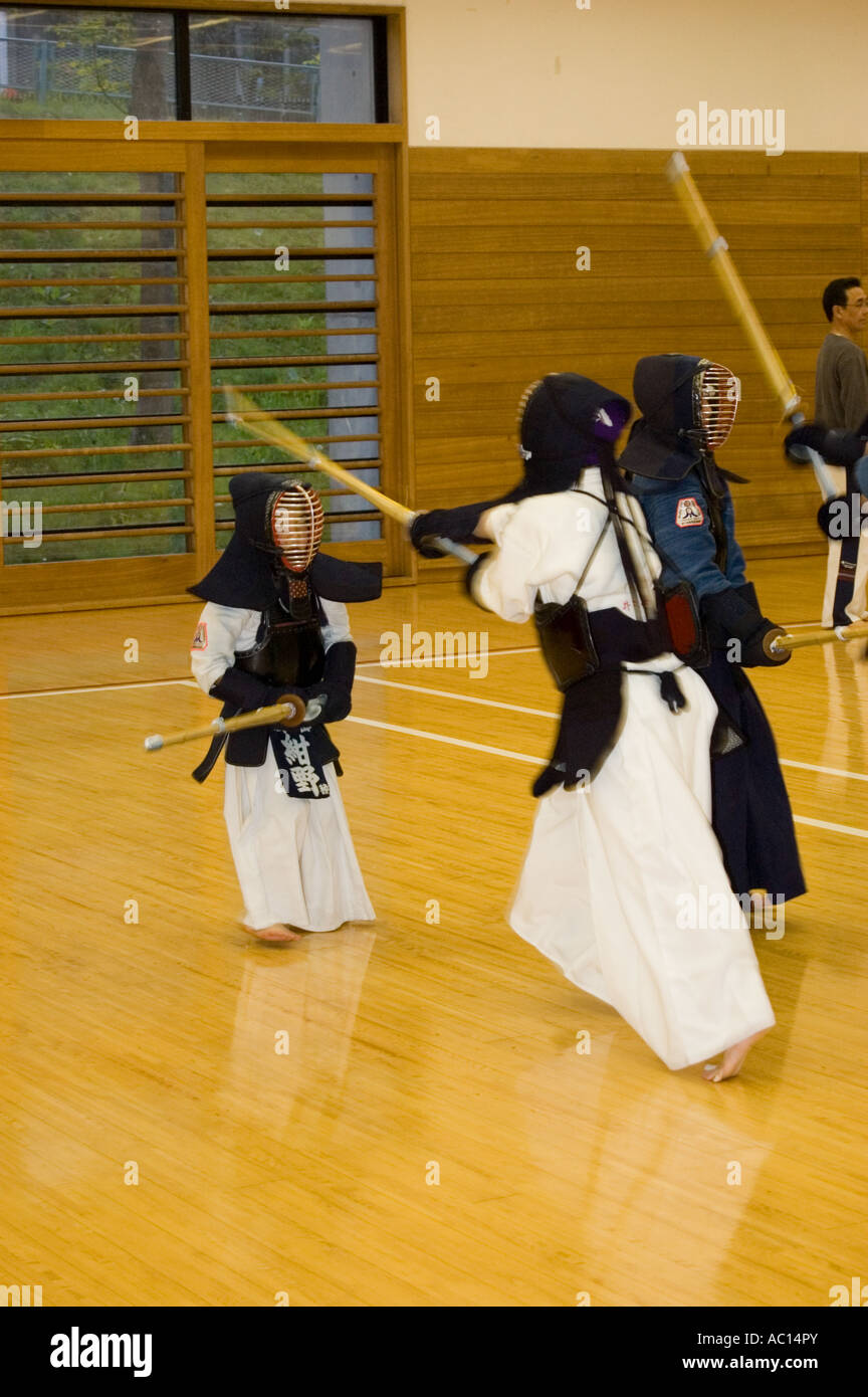 Kendo practice hi-res stock photography and images - Alamy