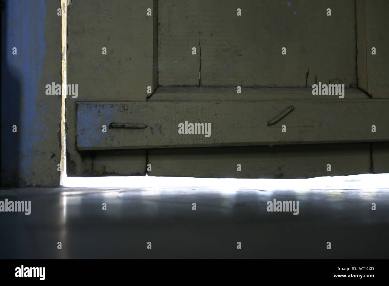 Door underneath hi-res stock photography and images - Alamy