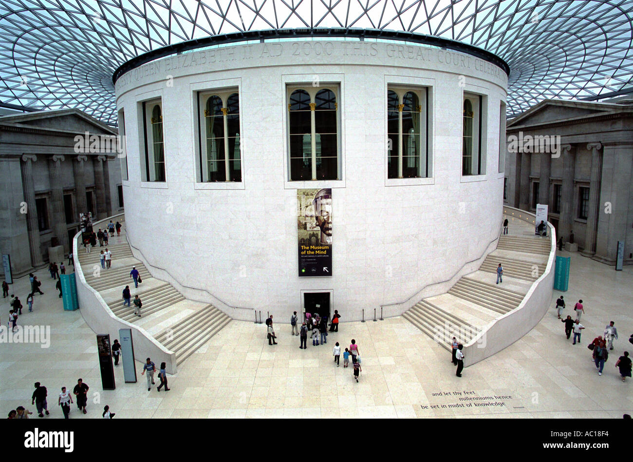 Crowded interior british museum hi-res stock photography and images - Alamy
