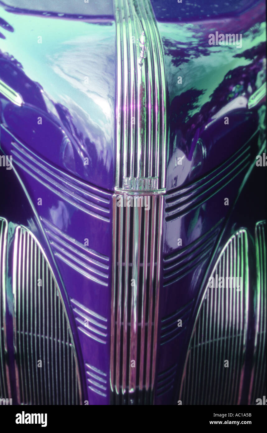 vintage pontiac car bonnet Stock Photo - Alamy