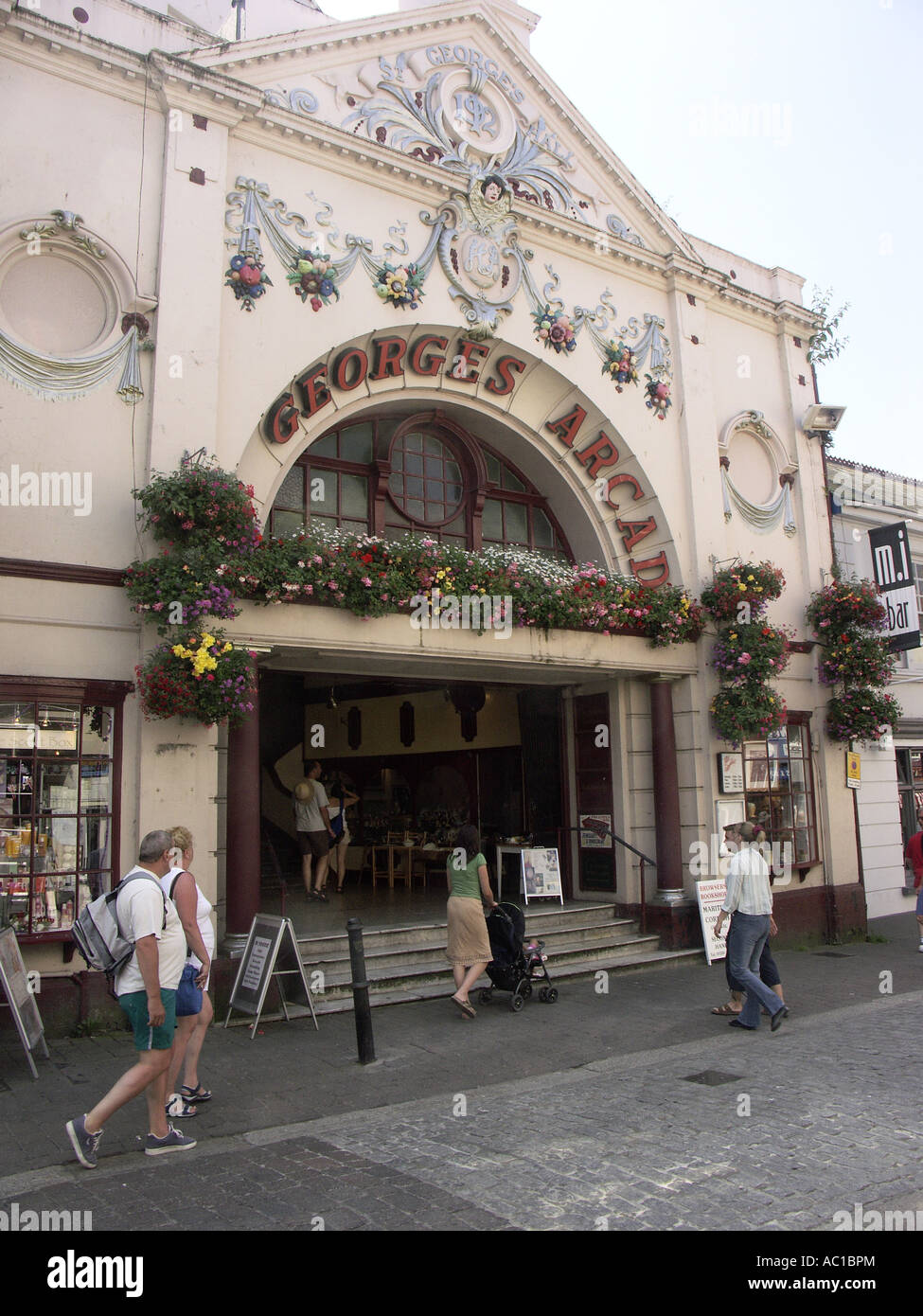 The entrance to Georges Arcade, Falmouth Stock Photo - Alamy