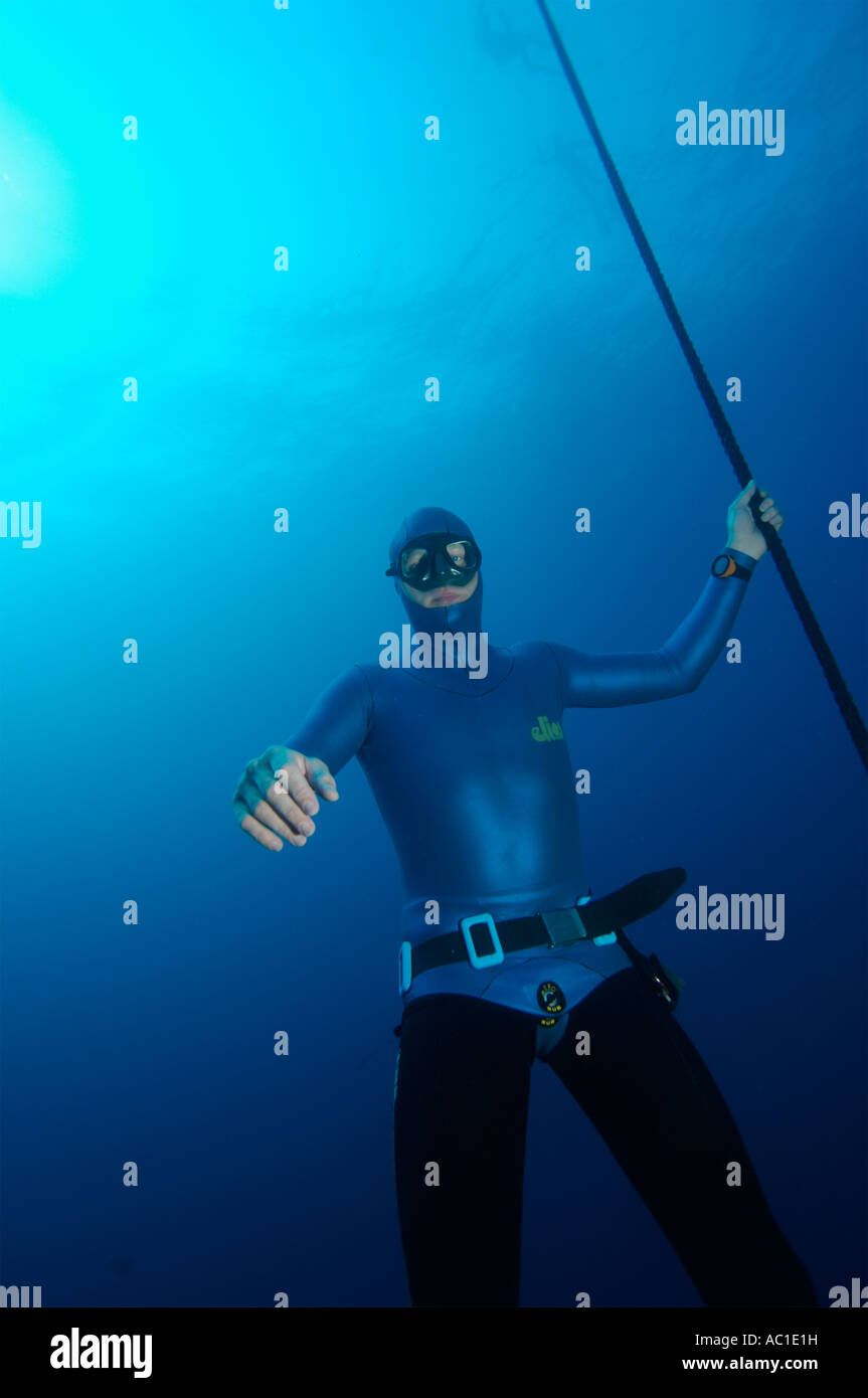 Deep freediver bubble hi-res stock photography and images - Alamy