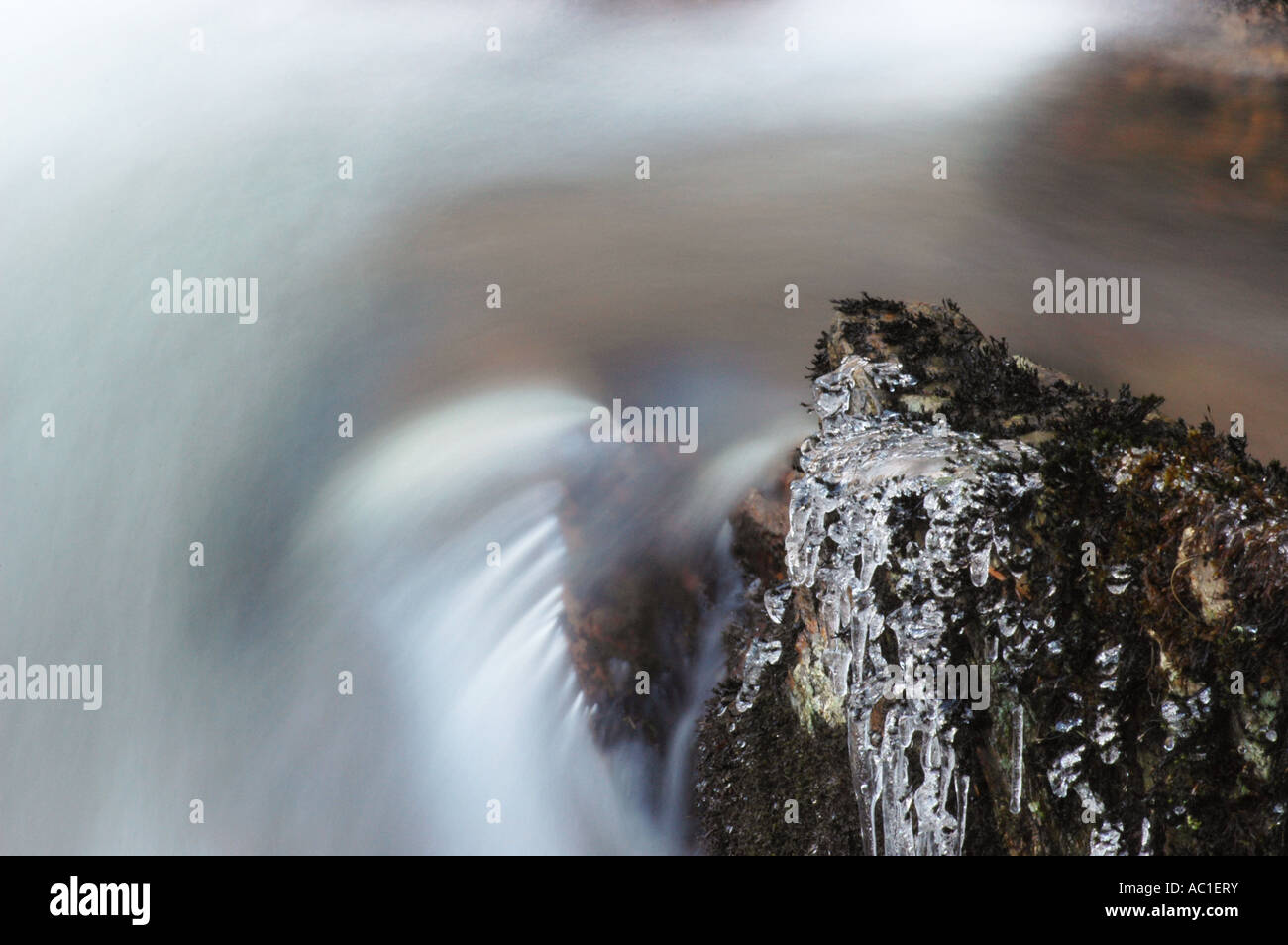 Ice and waterfall hi-res stock photography and images - Alamy