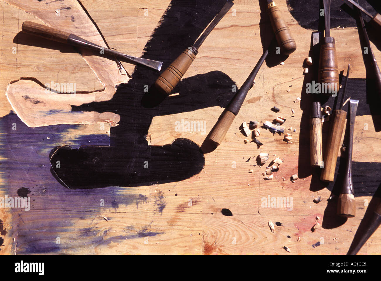 Traditional Carpentry Tools in China Carving the letter Tian Heaven or ...