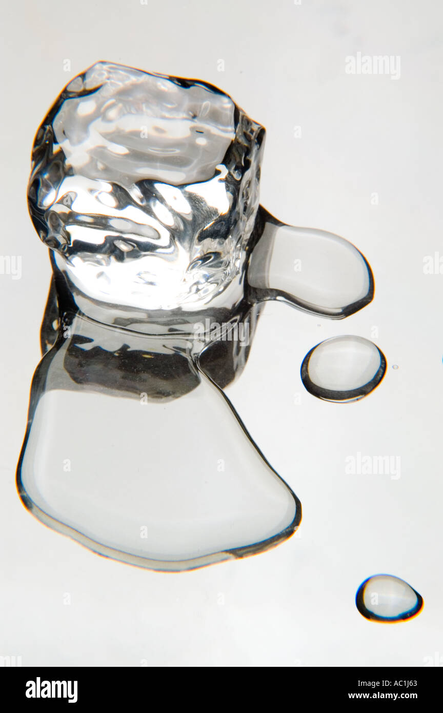 Melting Ice cubes Stock Photo - Alamy