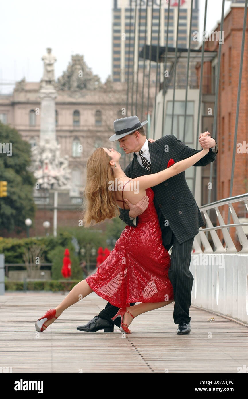 Old tango dance couple antique hi-res stock photography and images - Alamy