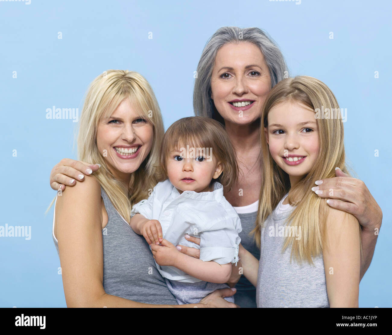 Four senior sisters hi-res stock photography and images - Alamy