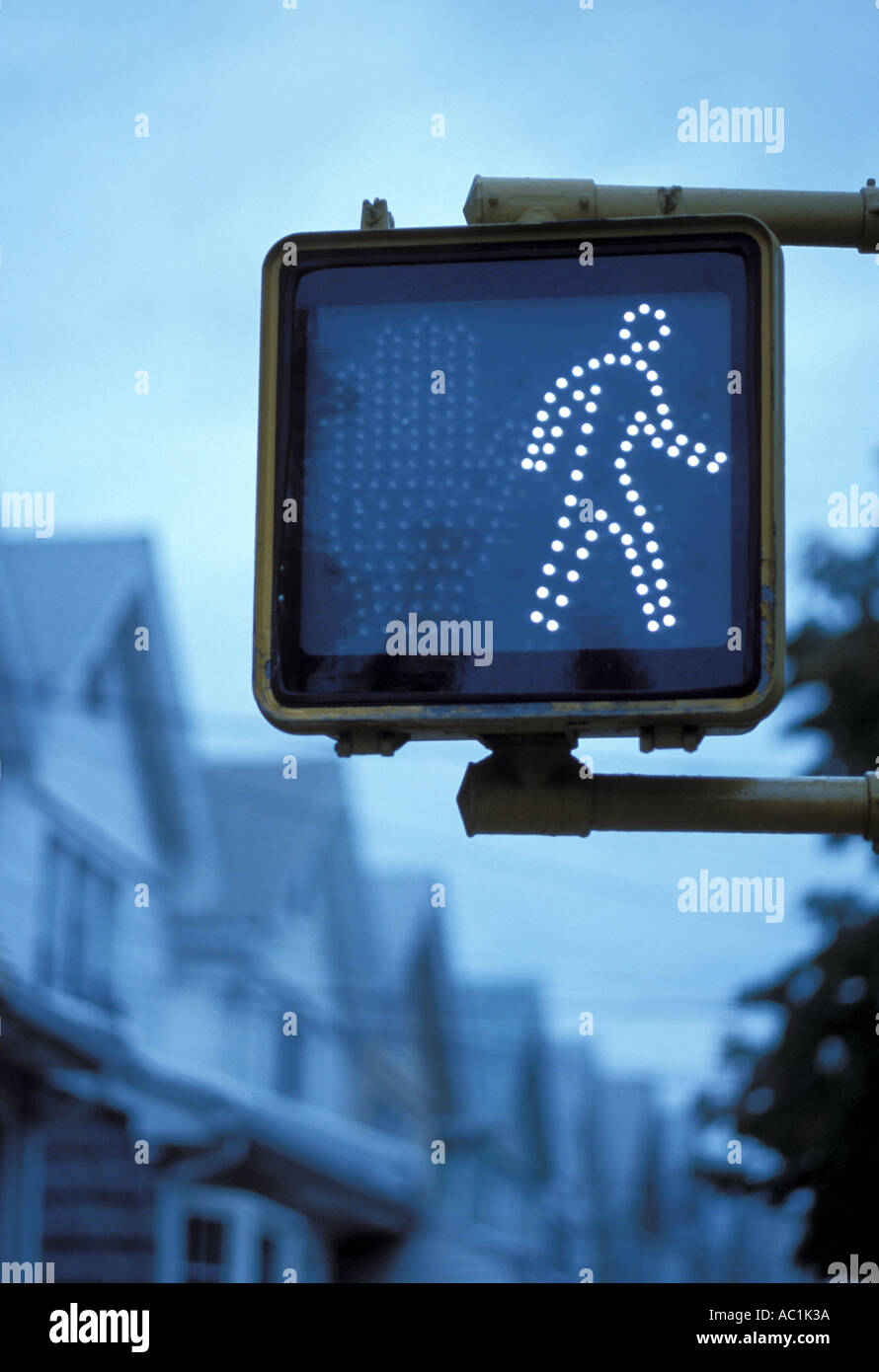Walking blinking hi-res stock photography and images - Alamy