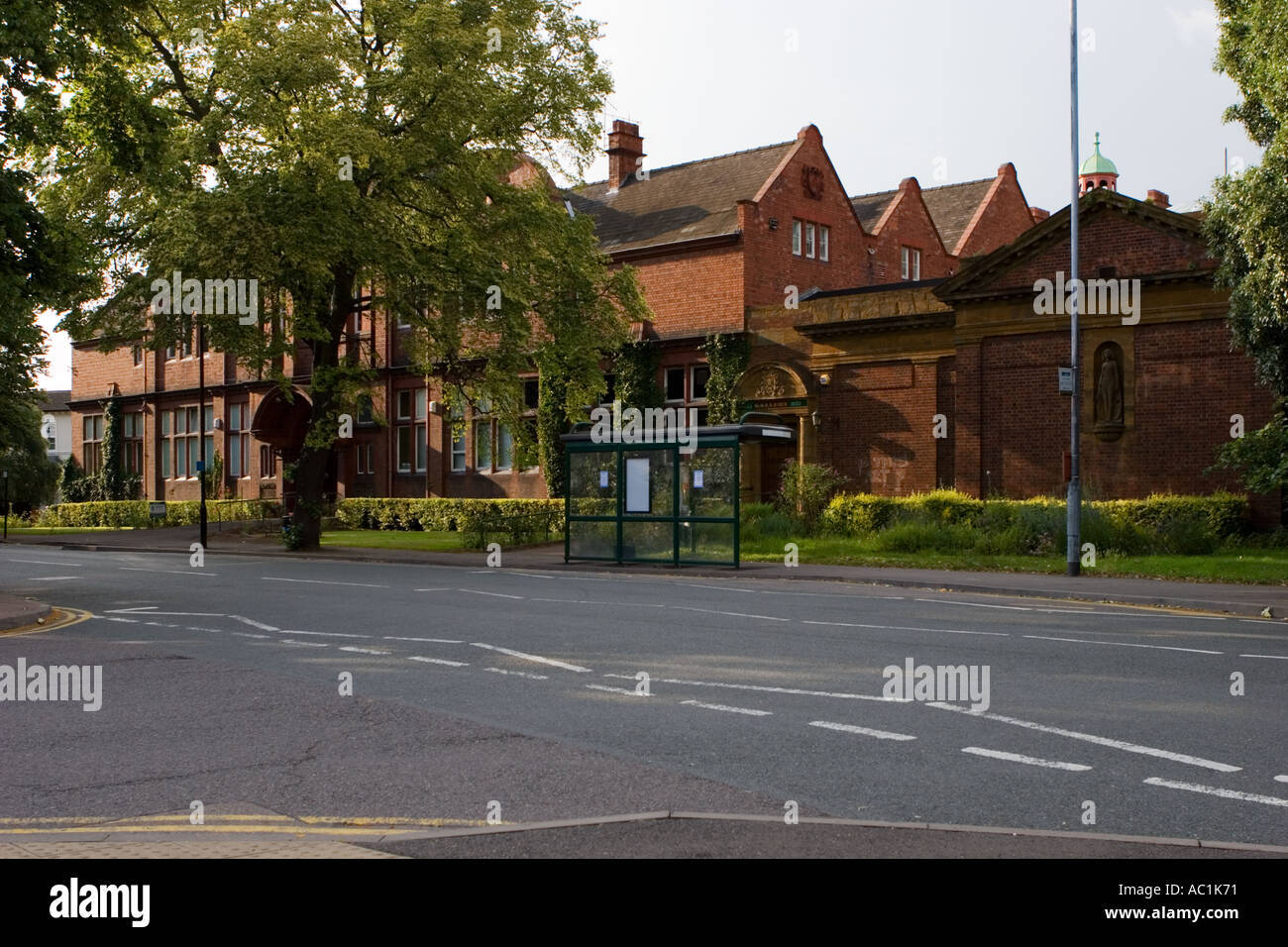 Old Library and Art Gallery building, Leamington Spa, Warwickshire, UK ...