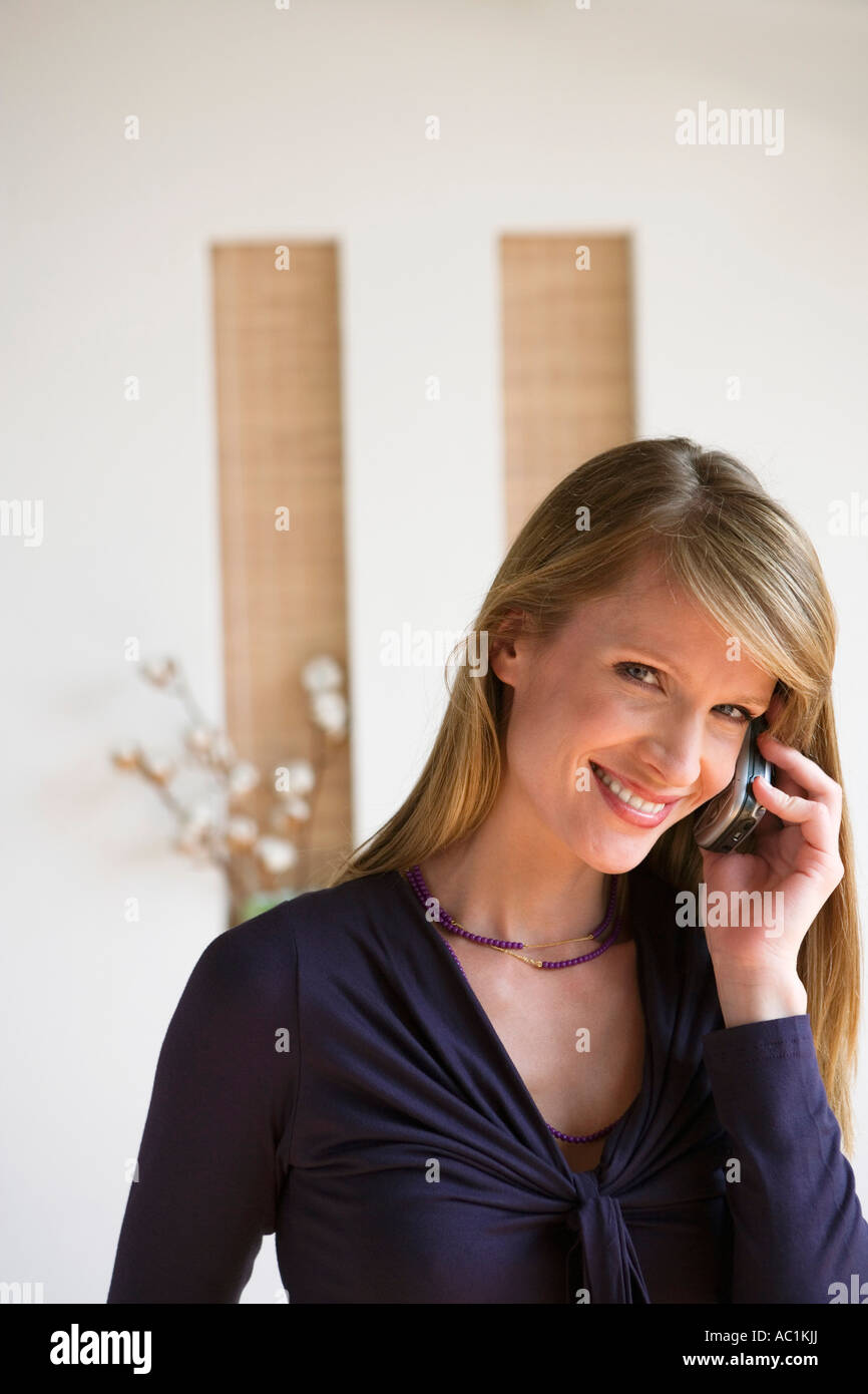 Business woman phoning Stock Photo - Alamy