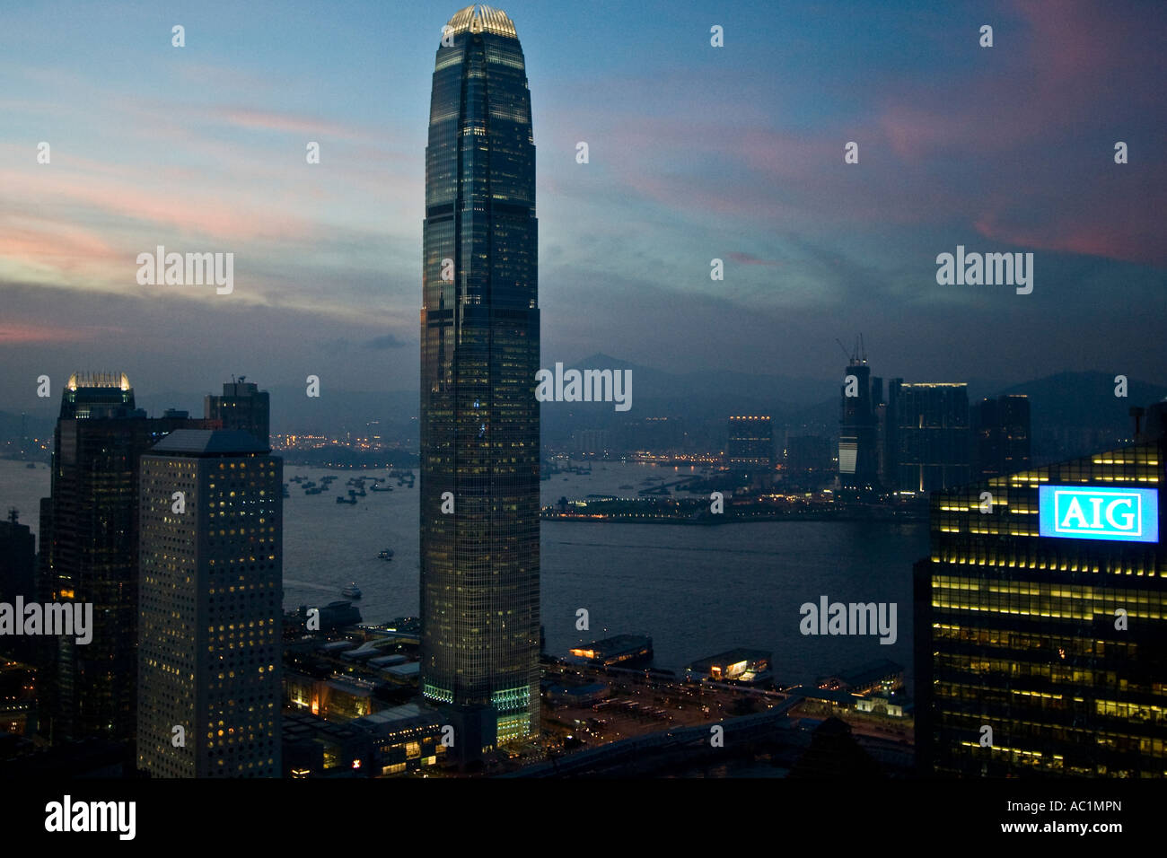 Sunset Hong Kong Skyline IFC International Finance Centre Stock Photo - Alamy