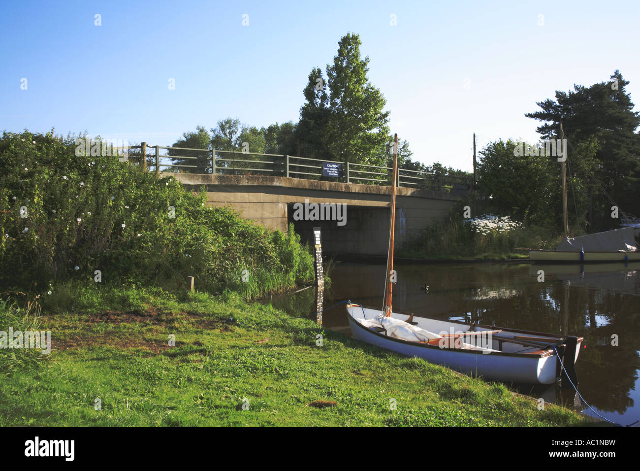 Ludham bridge broadland hi-res stock photography and images - Alamy