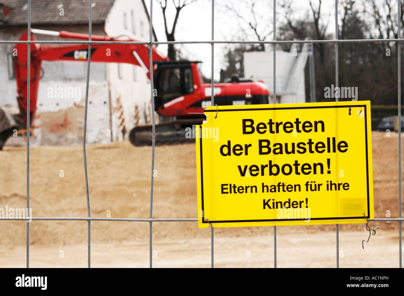 Prohibition sign at building site Stock Photo - Alamy