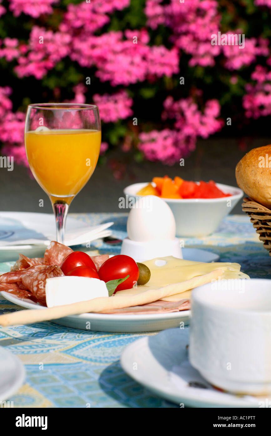 Breakfast still lifes hi-res stock photography and images - Alamy