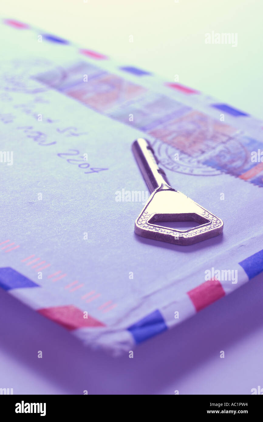 Free delivery key on hi-res stock photography and images - Alamy