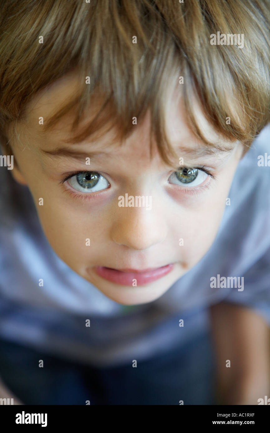 Headshot looking up scared hi-res stock photography and images - Alamy