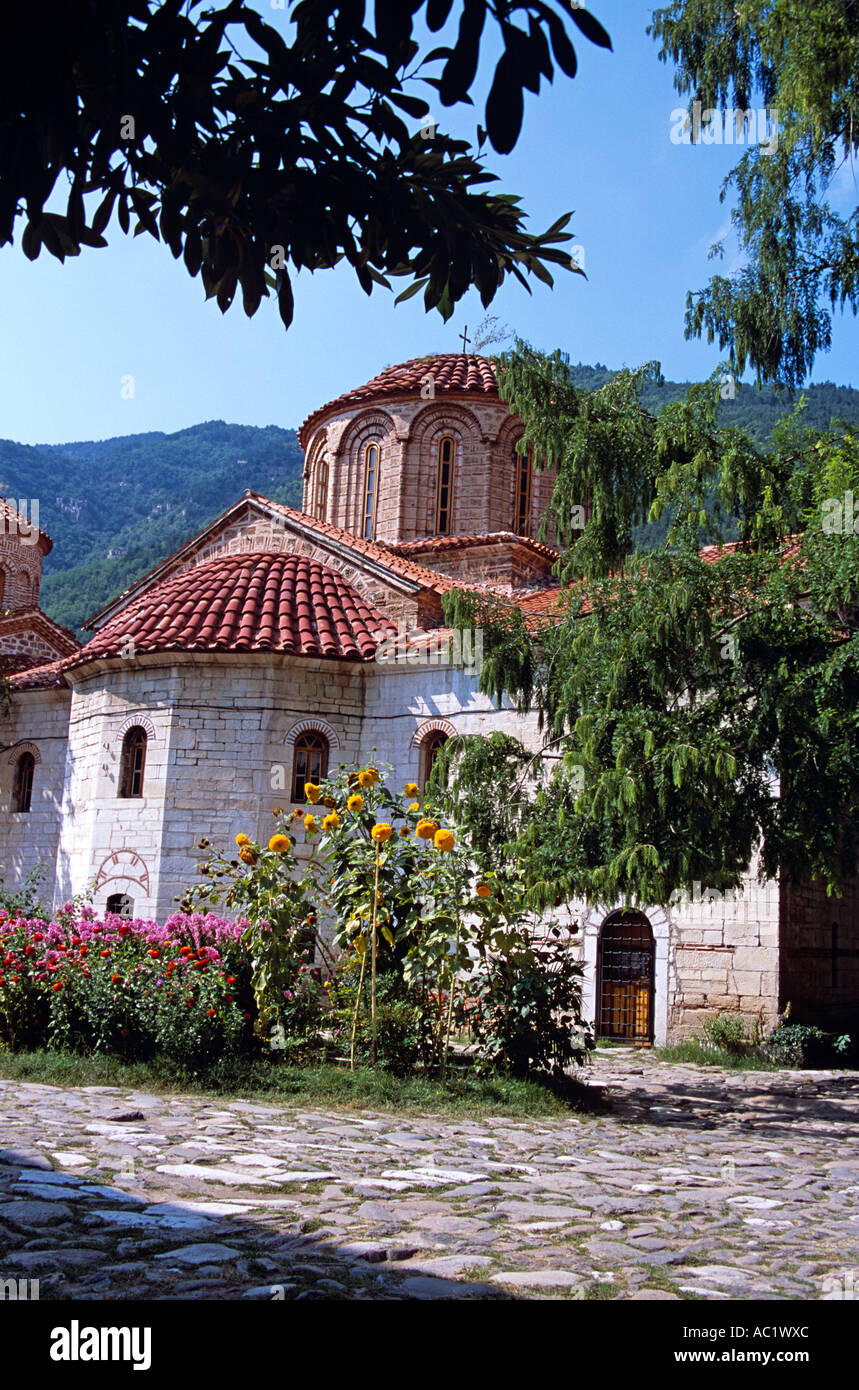 Church of sveti bogoroditsa hi-res stock photography and images - Alamy