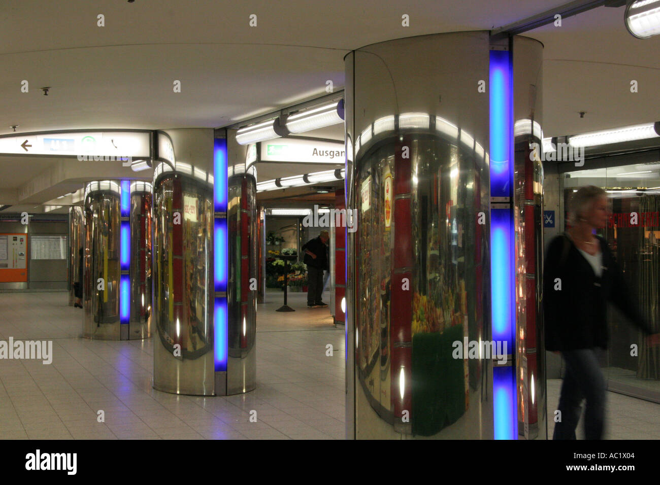 Europa Europe Deutschland Hamburg Germany Underground U Bahn Stock ...
