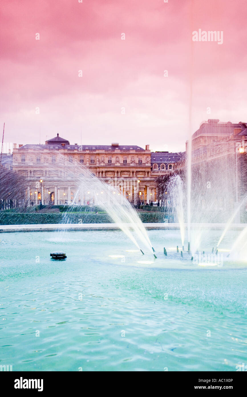 France, Paris, Jardin du Palais Royal, fountain Stock Photo - Alamy