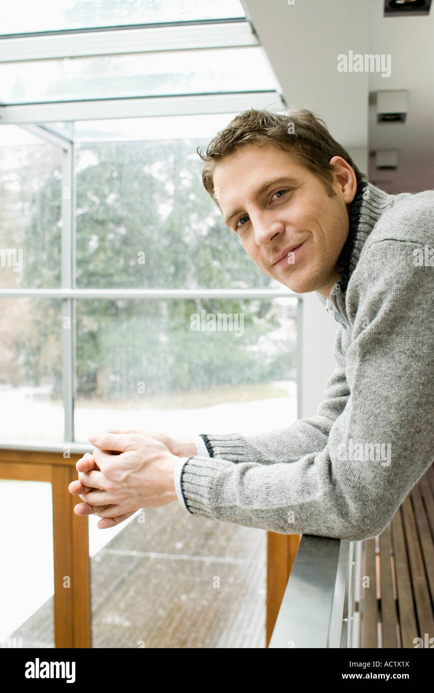Man looking self-confident Stock Photo - Alamy Man looking self-confident Stock Photo - Alamy