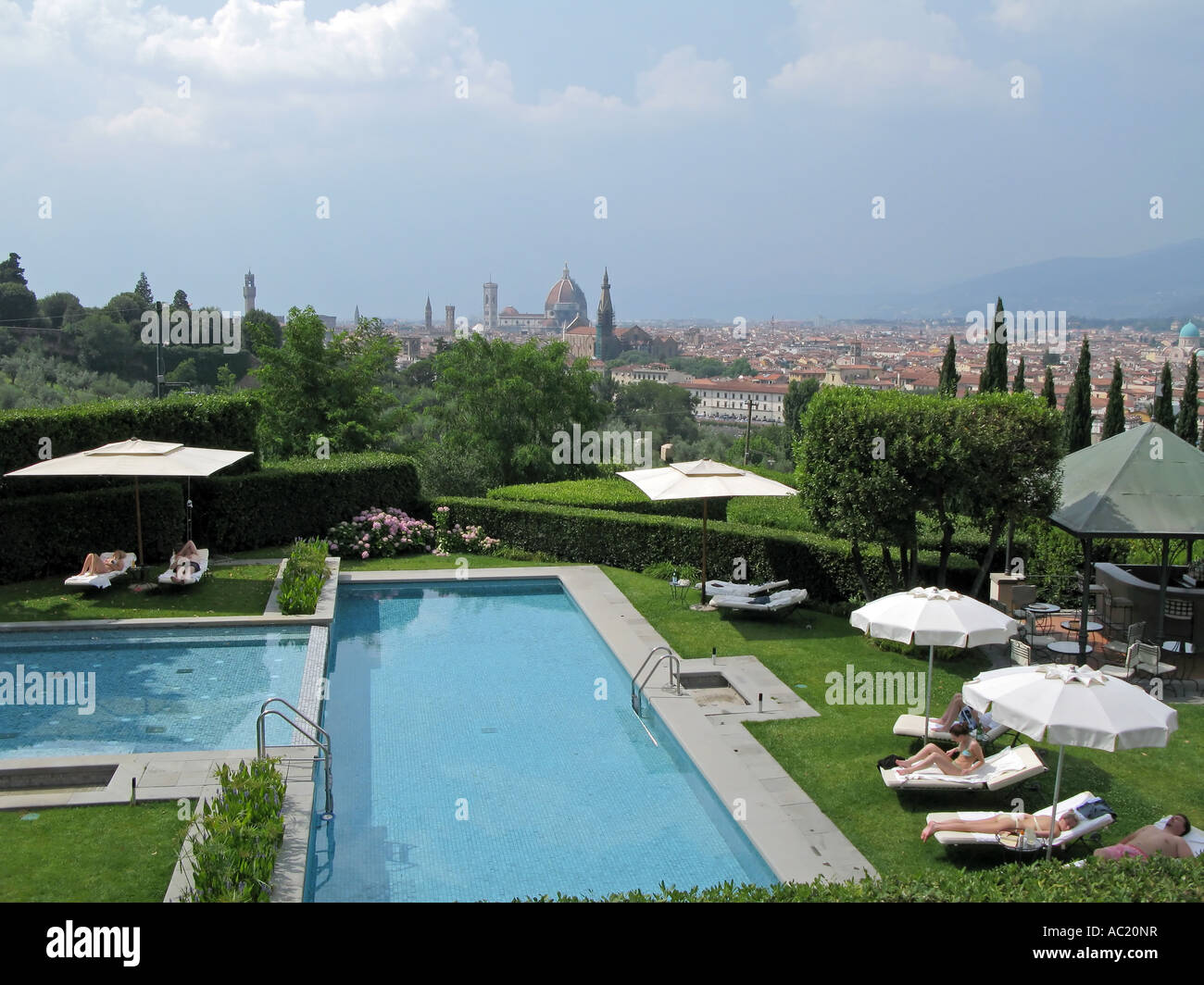 SWIMMING POOL AT VILLA LA VEDETTA HOTEL AND SKYLINE FLORENCE ITALY ...