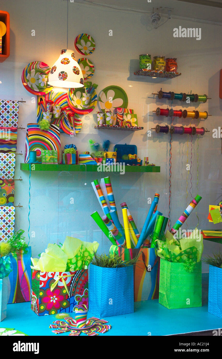 Bright shop window display Stock Photo - Alamy