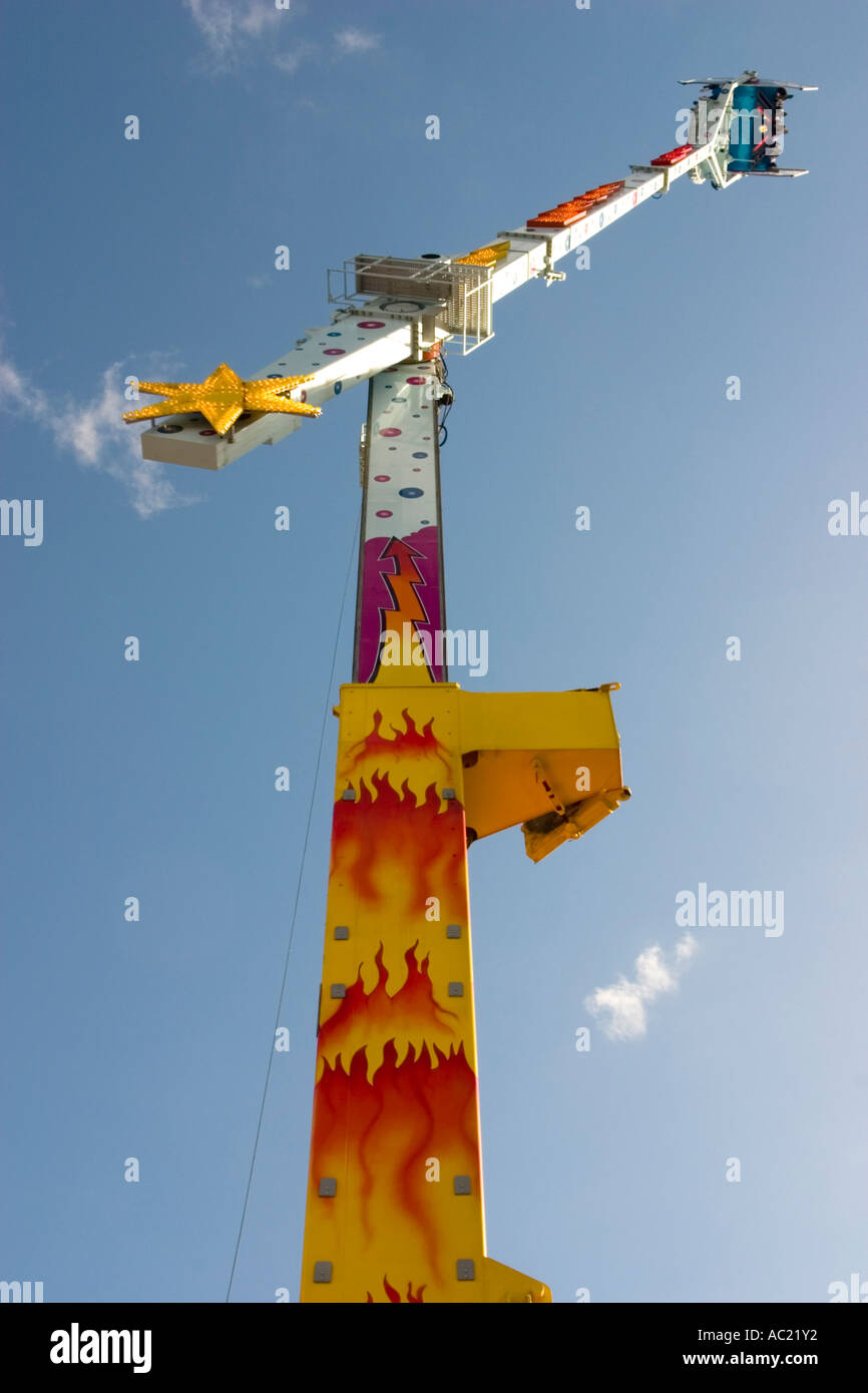 Tall rotating scary fairground ride hi-res stock photography and images ...