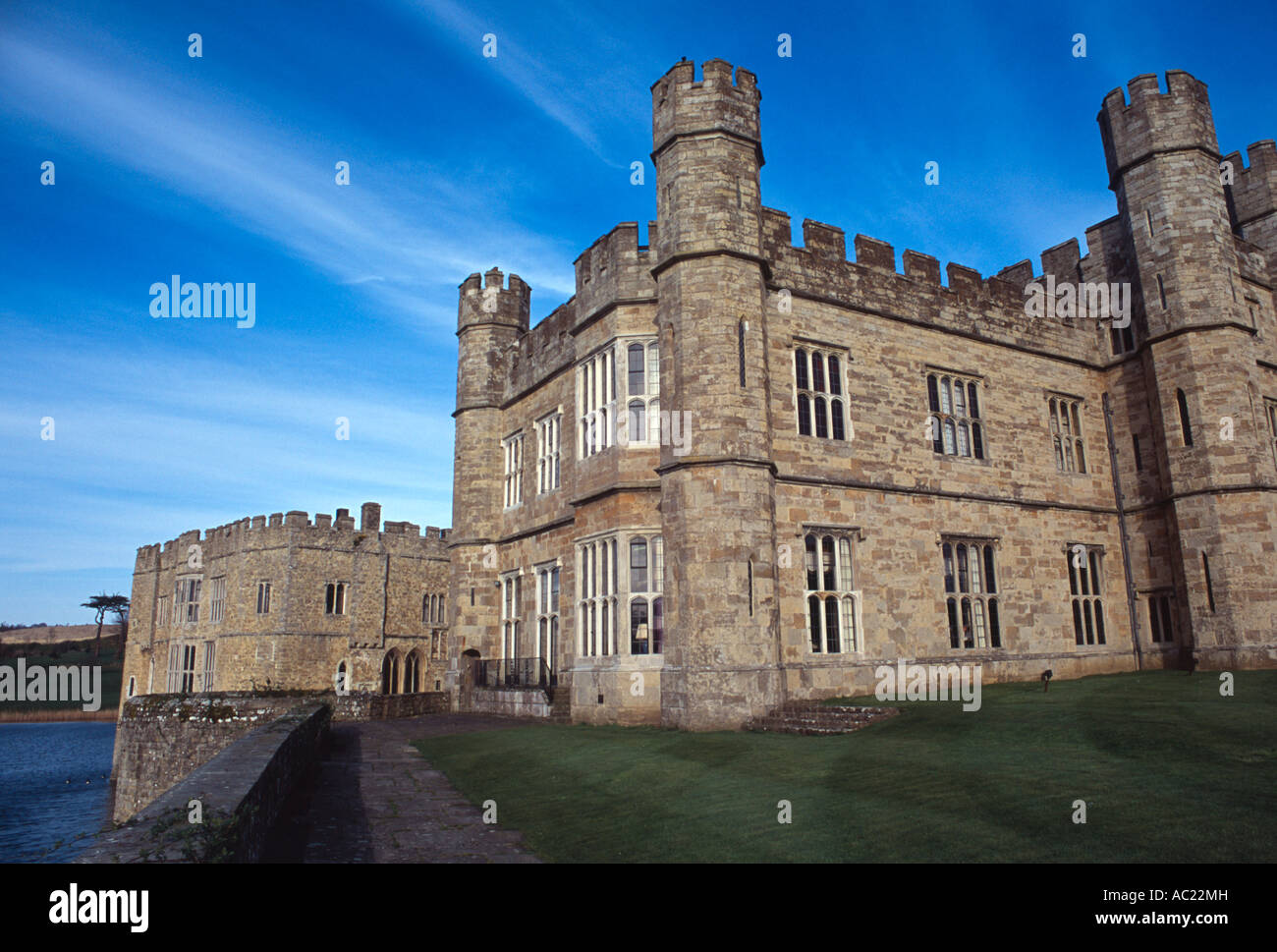 leeds castle kent england uk gb Stock Photo - Alamy