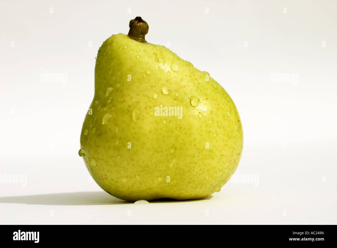 Green packham pear hi-res stock photography and images - Alamy