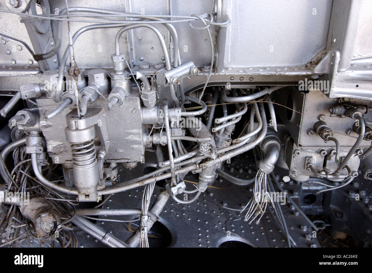 WIRING FROM HALF A FUSELAGE WWII FIGHTER PLANE HORIZONTAL BAPDB8026 ...