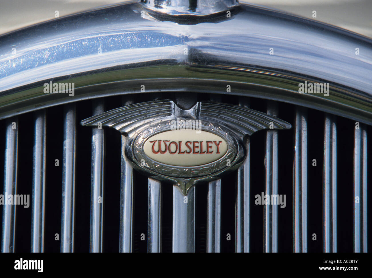 1950 car logos hi-res stock photography and images - Alamy