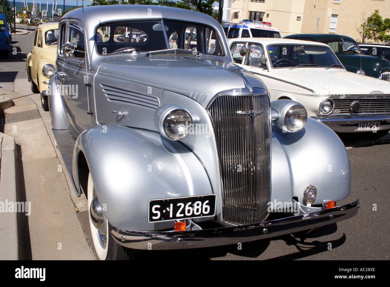 Silver hot rod race car hi-res stock photography and images - Alamy