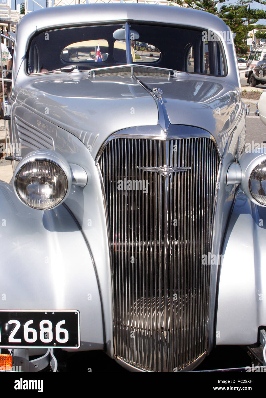 SILVER VINTAGE CAR FRONT VIEW VERTICAL BAPDA7596 Stock Photo - Alamy