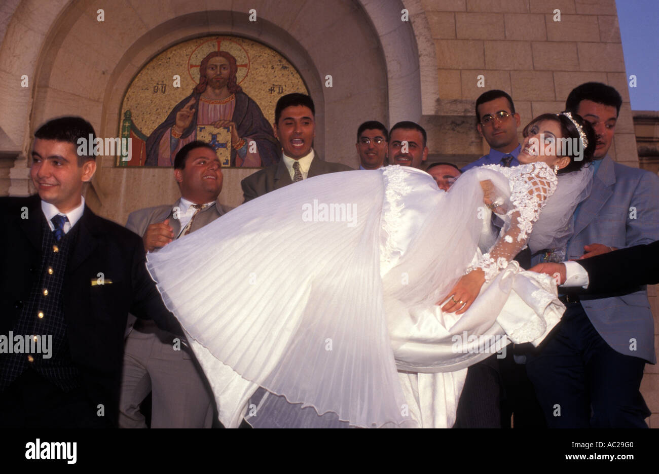 Lebanese wedding hi-res stock photography and images - Alamy