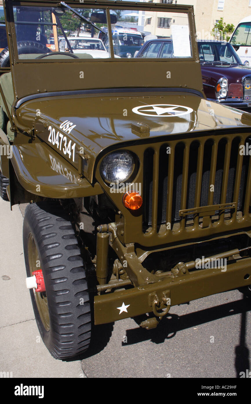 World war 11 jeep hi-res stock photography and images - Alamy