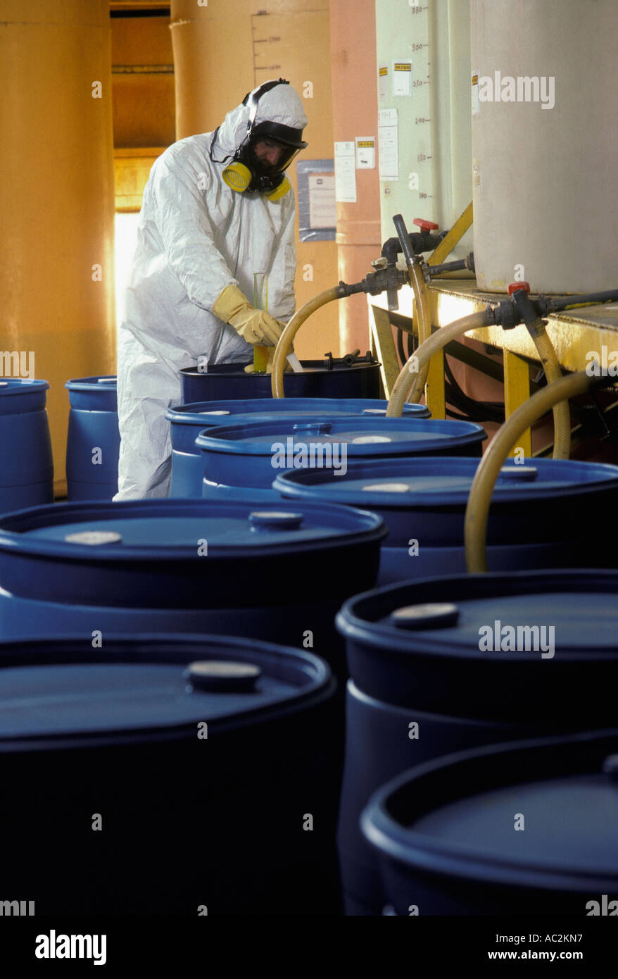 Hazardous waste hi-res stock photography and images - Alamy
