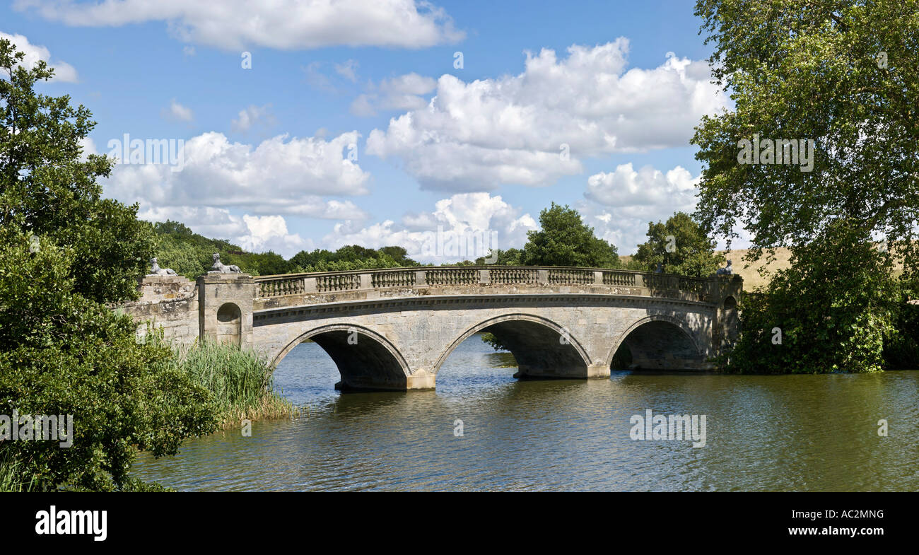 england warwickshire compton verney robert adam bridge Stock Photo - Alamy
