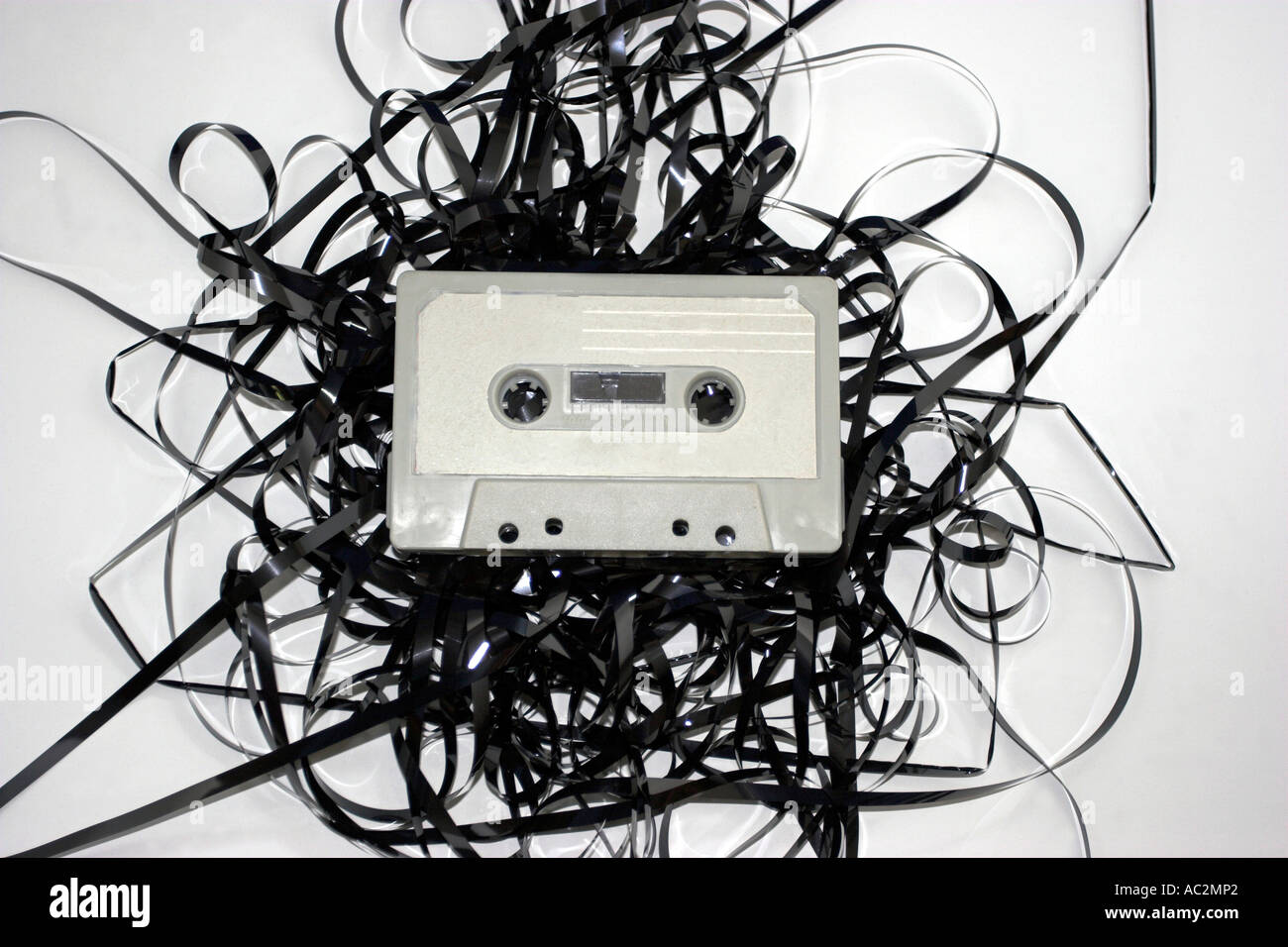 Tangled cassette tape tangle hi-res stock photography and images - Alamy