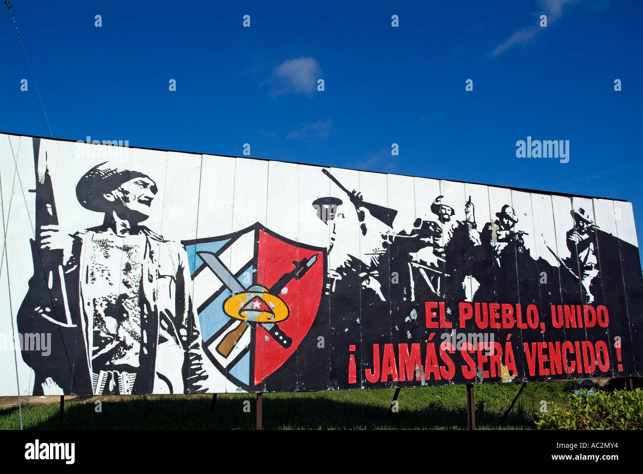 Political slogan on a billboard on a road side, Cuba Stock Photo - Alamy