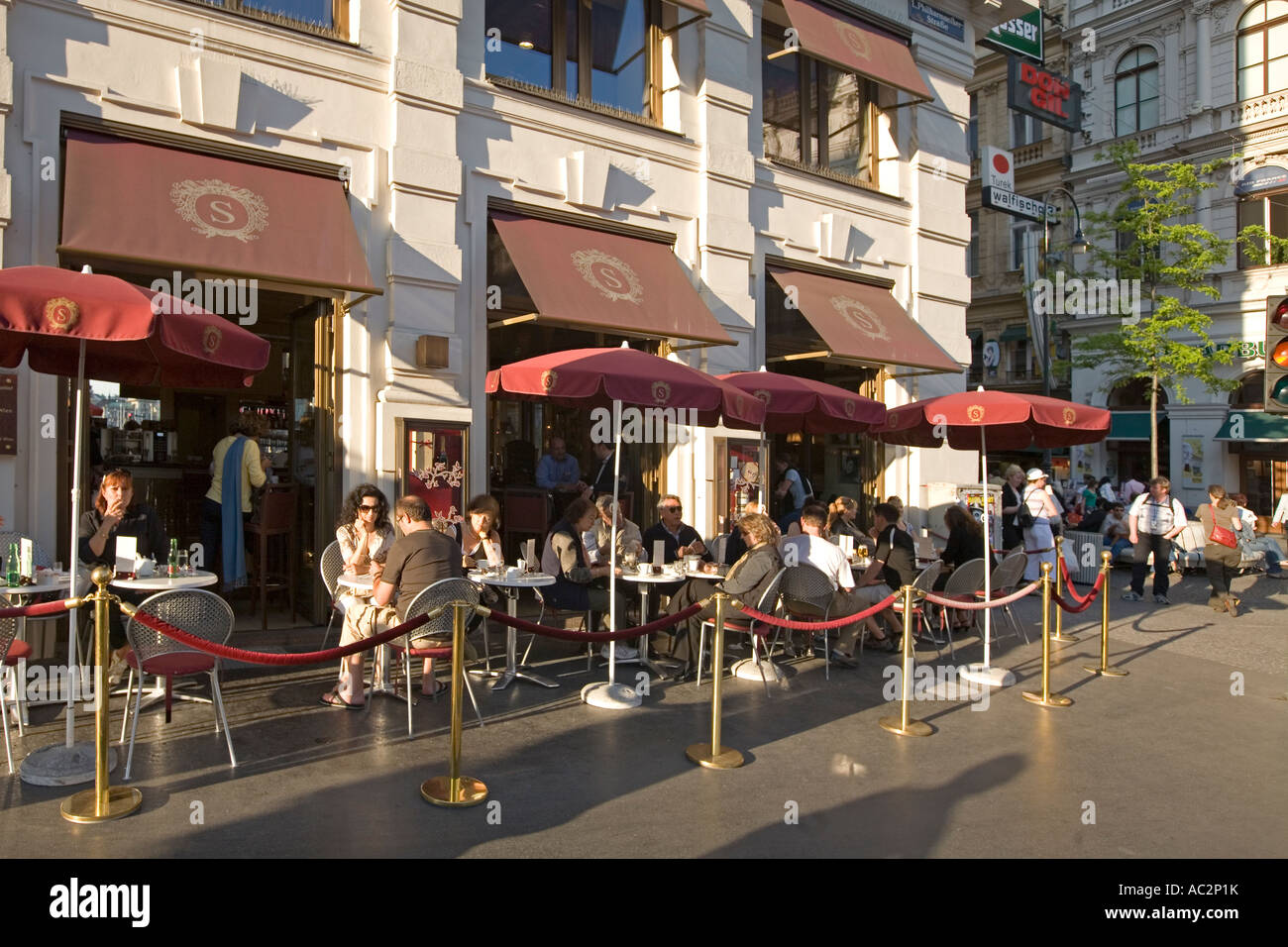 Vienna Austria Cafe Sacher street Cafe Stock Photo - Alamy
