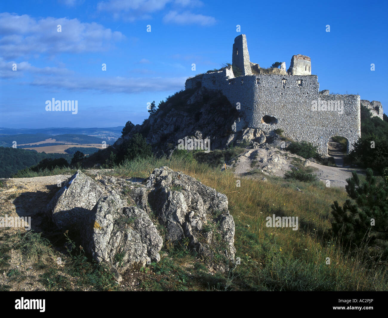 Bathory cachtice castle ruins hi-res stock photography and images - Alamy