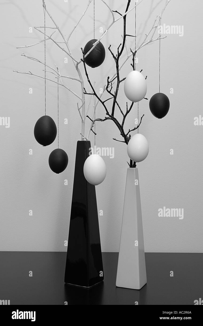 Eggs in table Black and White Stock Photos & Images - Alamy