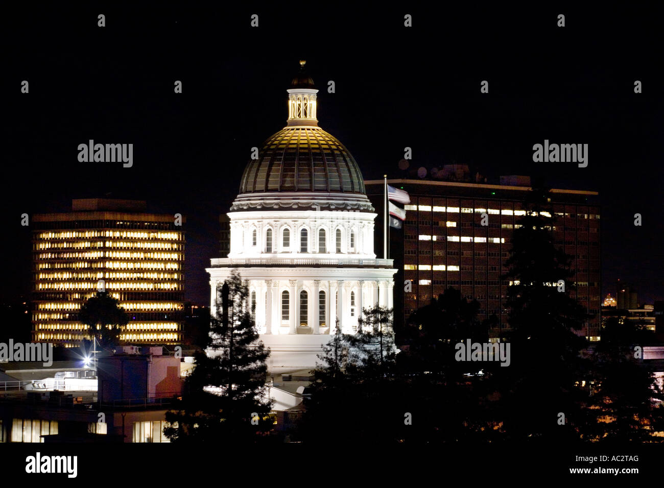 The California State Capitol building at night Stock Photo - Alamy