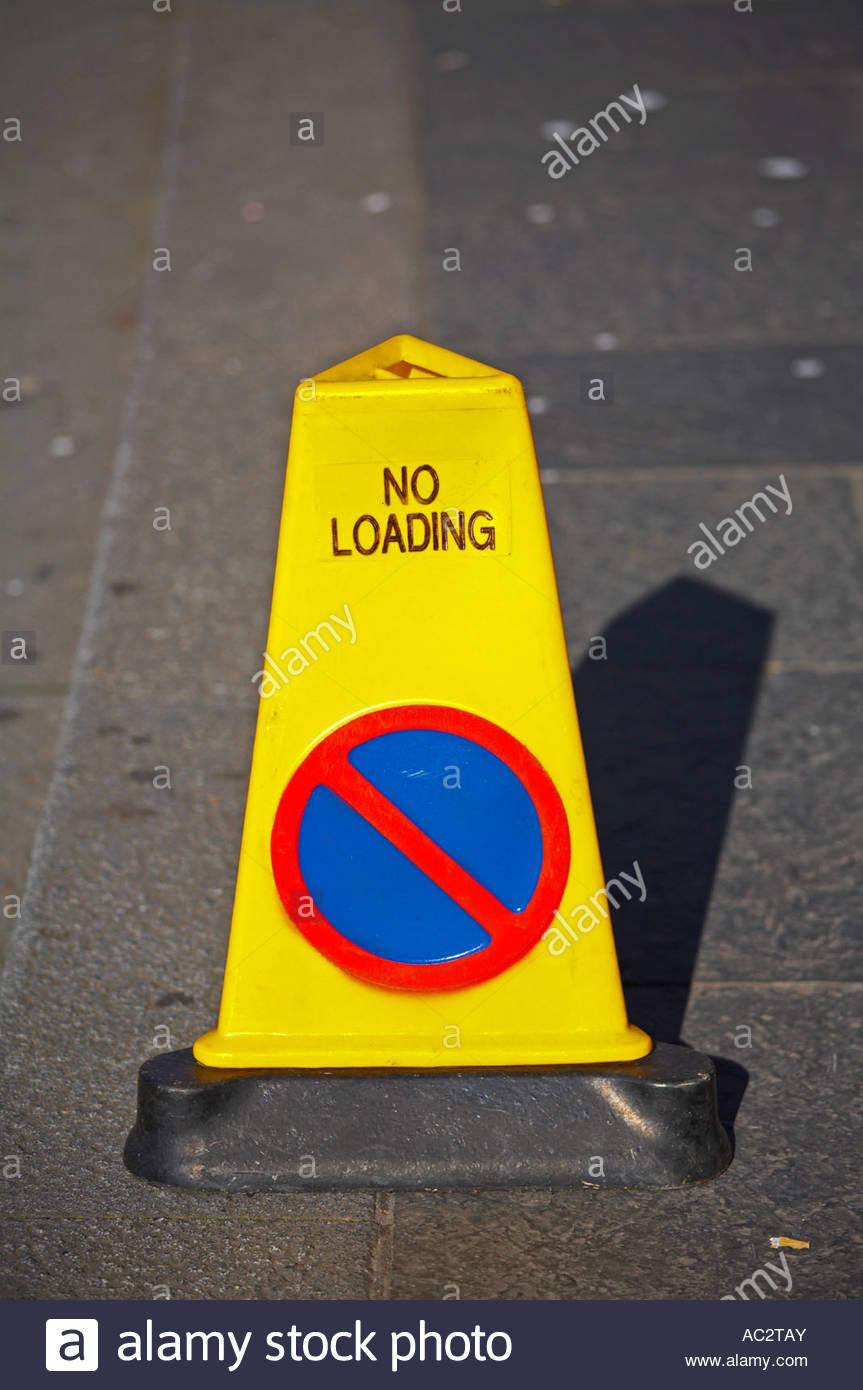 Restriction loading sign hi-res stock photography and images - Alamy