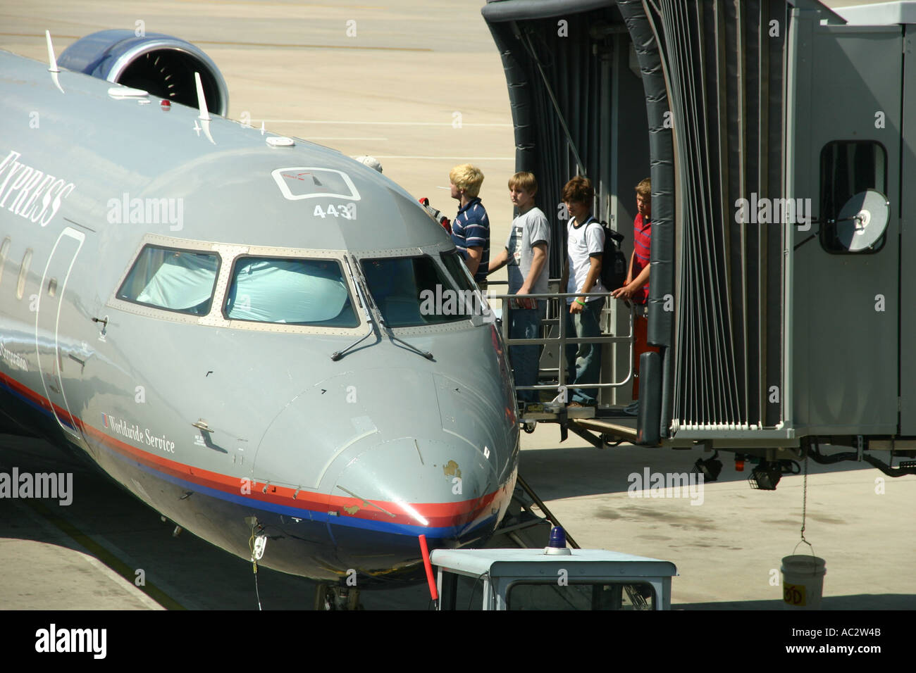 Canadian regional airline hi-res stock photography and images - Alamy
