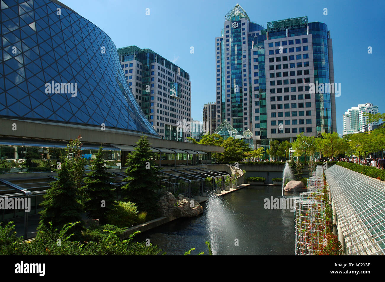 Toronto metro hall hi-res stock photography and images - Alamy