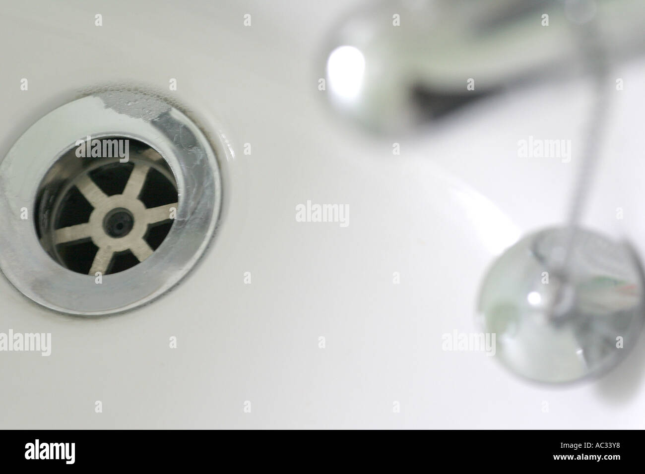 Bath plug hole hi-res stock photography and images - Alamy