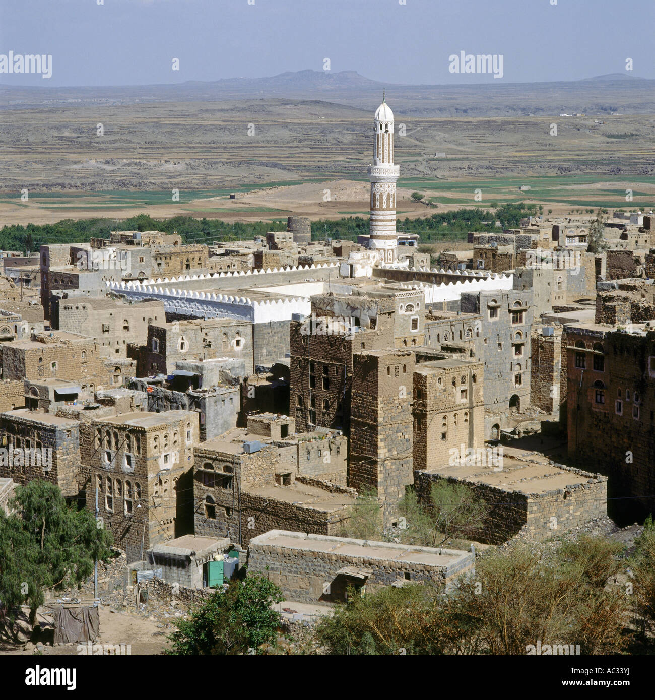 Mosque in Schibam, Yemen Stock Photo - Alamy
