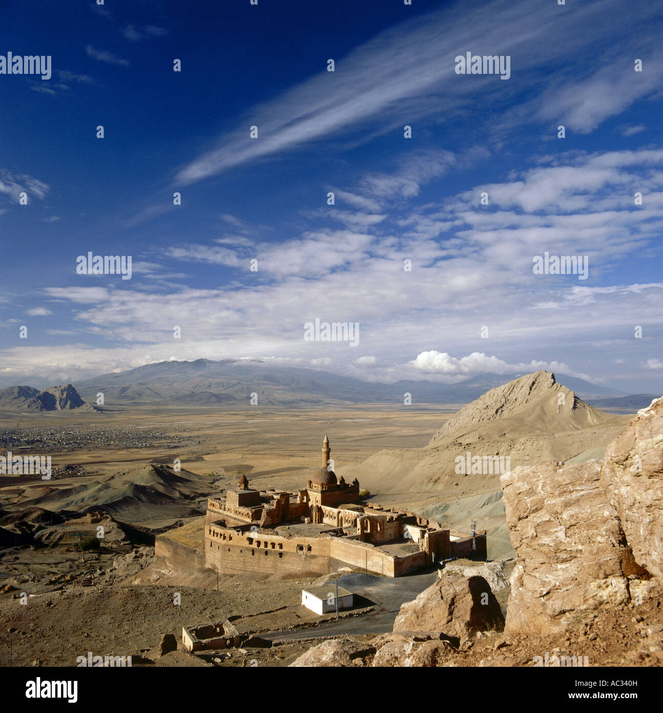 Isak Pasa Saray, Turkey, East Anatolia Stock Photo - Alamy